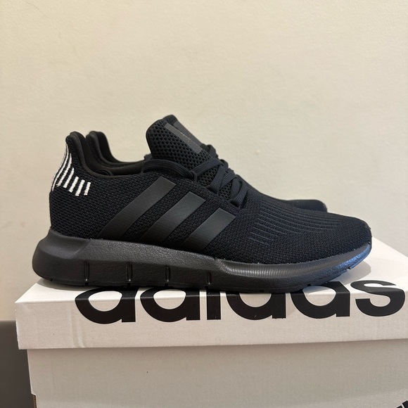 adidas | Shoes | Nib Womens Adidas Swift Run Blackoff Whitewonder White ...